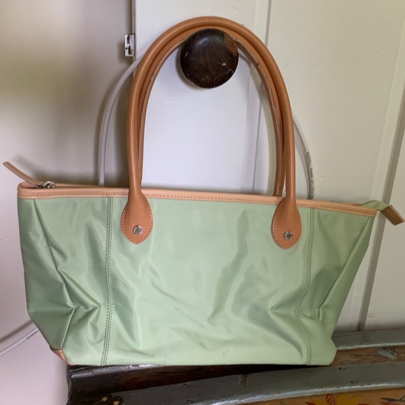 LOFT | Bags | Adorable Nwt Loft Nylon And Leather Cropped Tote Shoulder ...